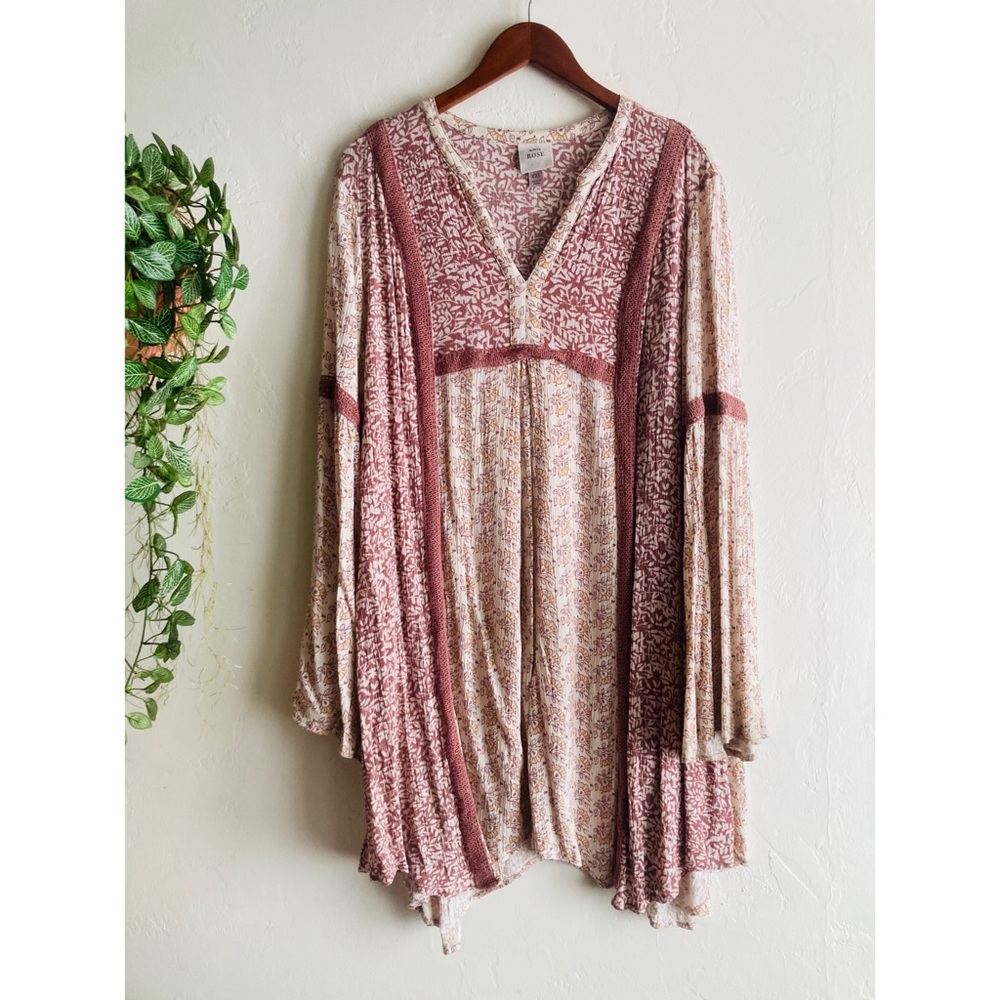 Knox Rose Boho Pink Bohemian Long Bell Sleeve Dress - Gem